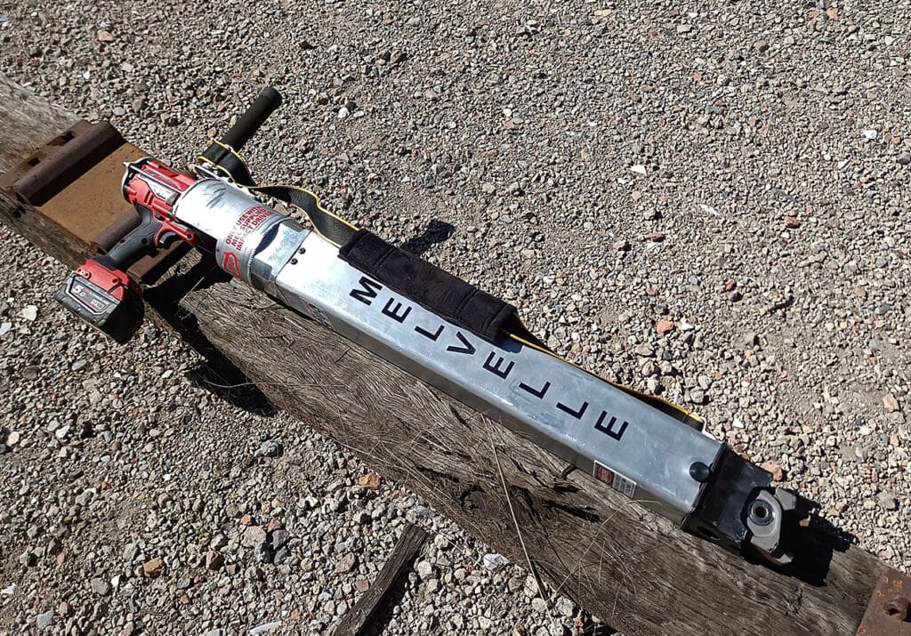 BATTERY OPERATED HAND HELD SPIKE PULLER – FP-108-HHG3